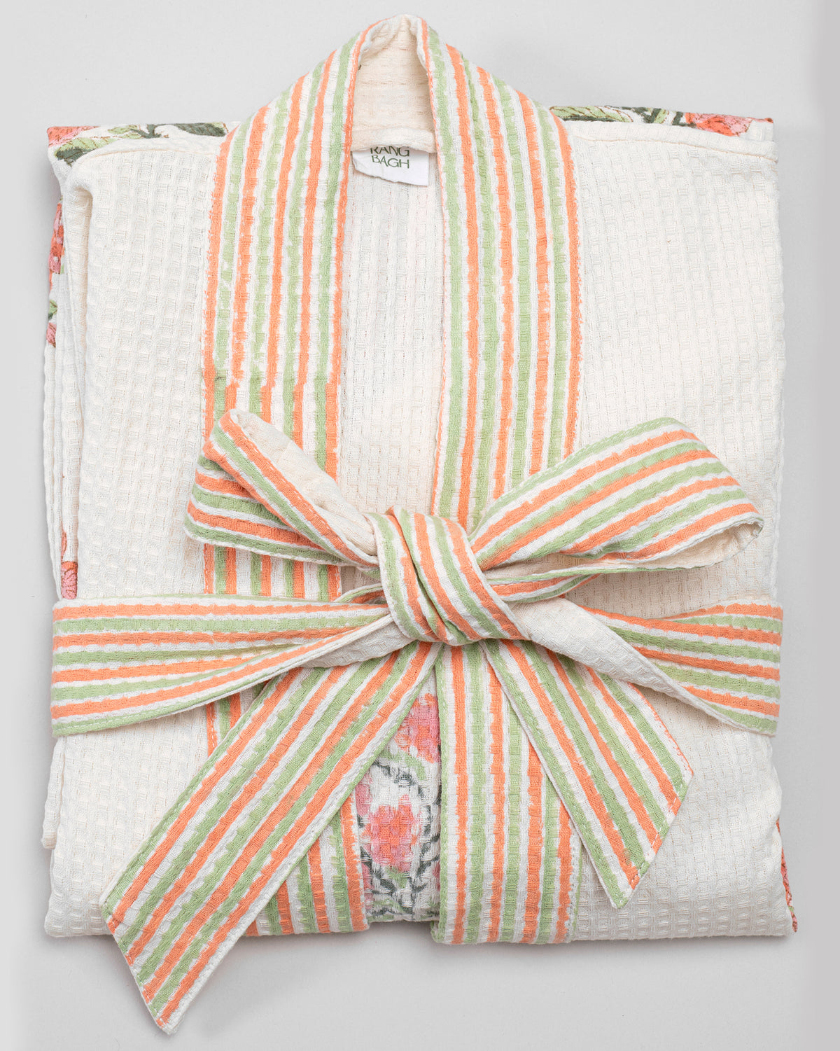 Bougainvillea Blooms Peach Bathrobe | Rangbagh