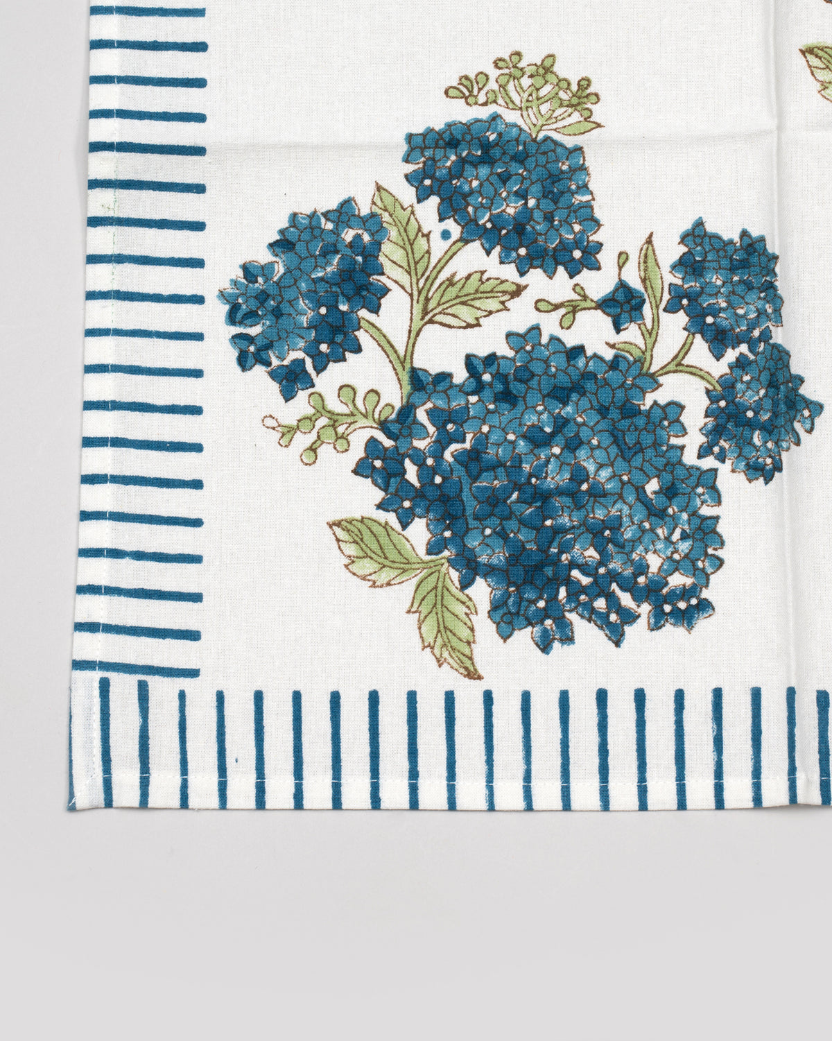 Whispering Hydrangea Classic Blue Table Mat & Napkin - Set of 6 | Rangbagh
