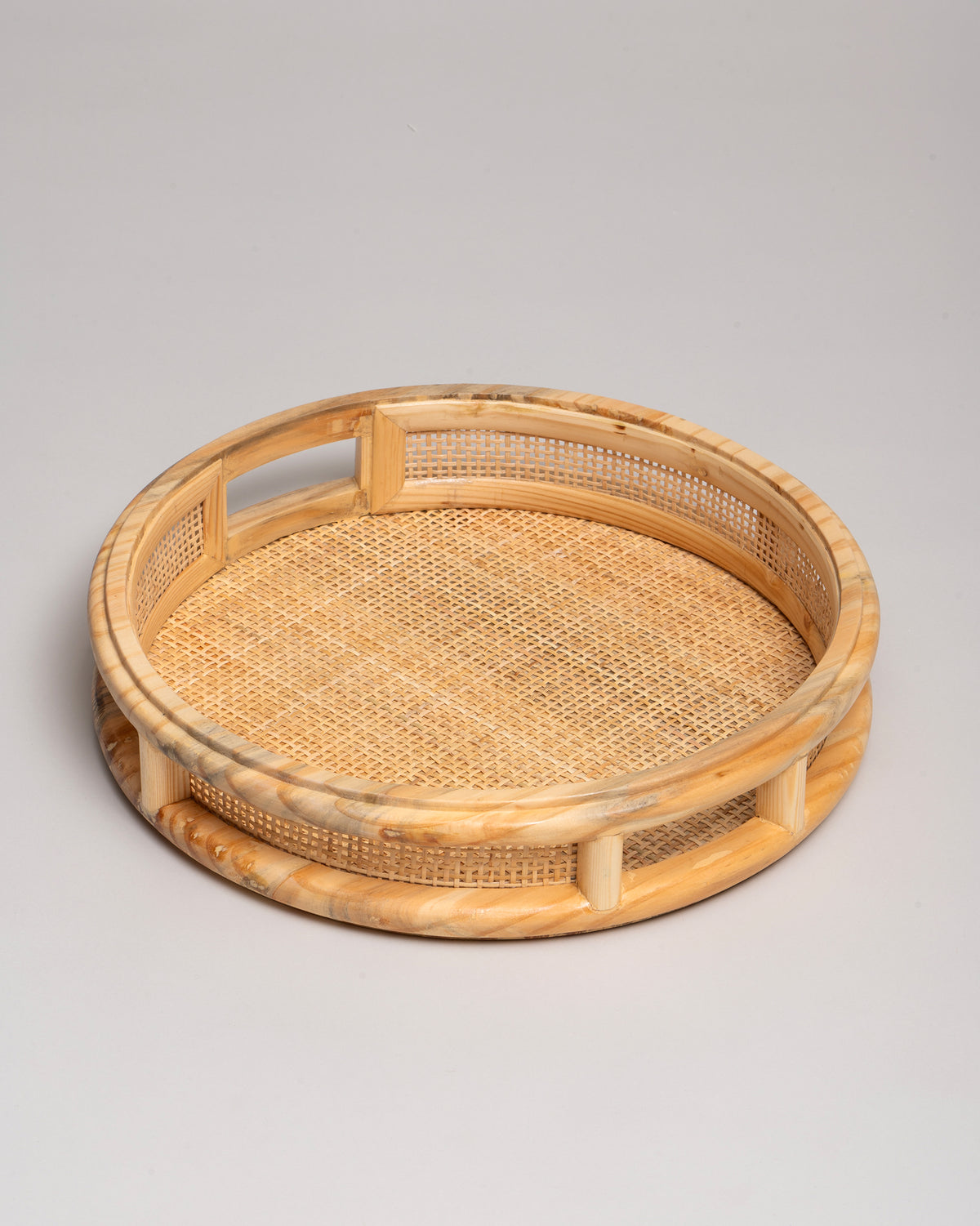 Rattan Round Serving Tray | Rangbagh